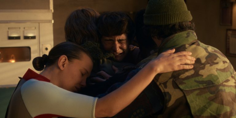 Stranger Things' Coming Out Scene Receives Mixed Reactions - Gaye Magazine